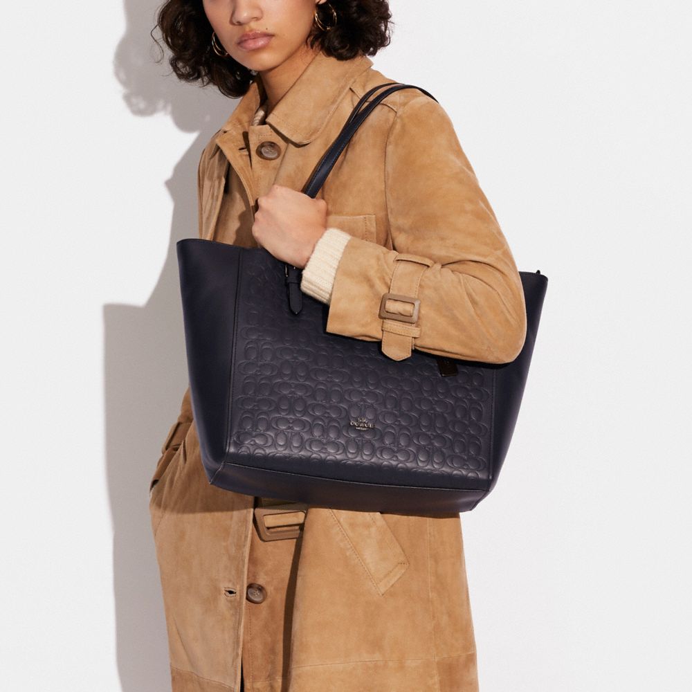 COACH® Outlet | Turnlock Tote In Signature Leather COACH® Outlet | Turnlock Tote In Signature Leather