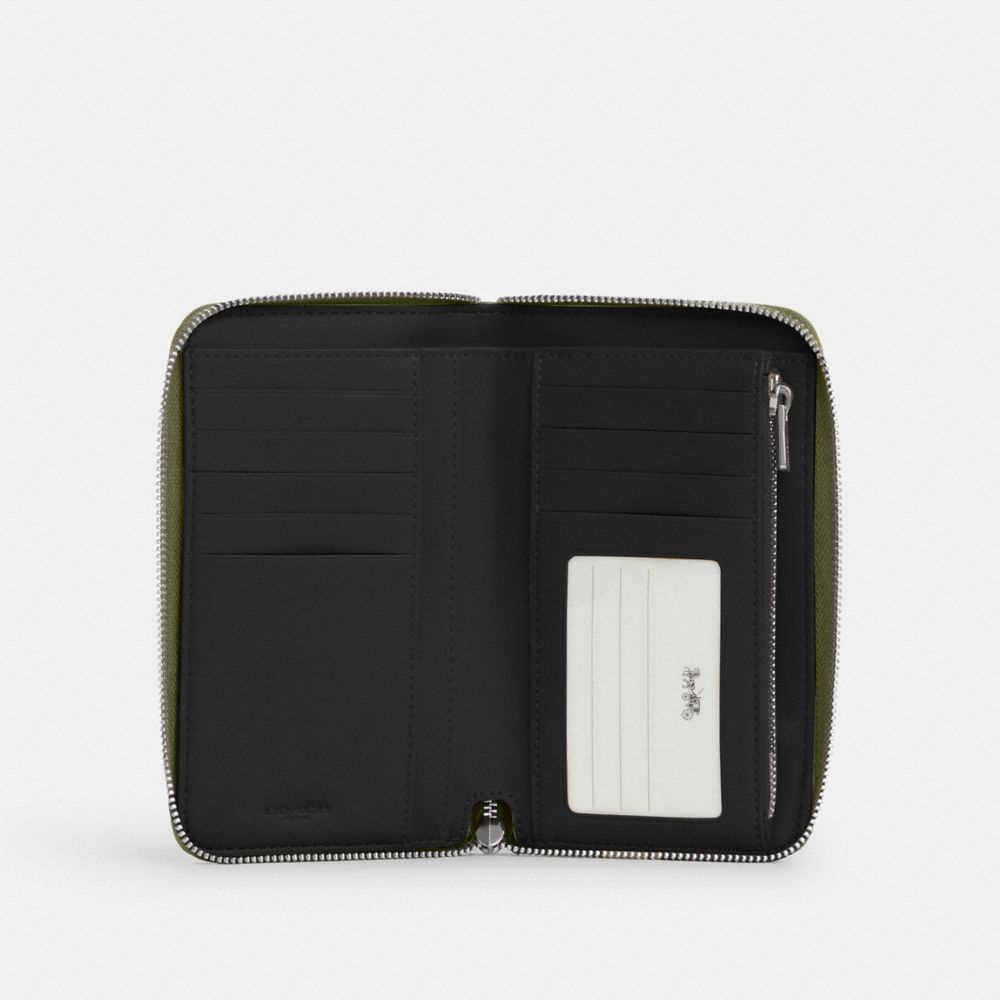 COACH® Outlet | Medium Id Zip Wallet