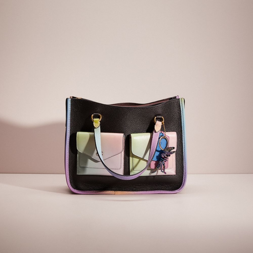 Upcrafted Tyler Carryall 28 | COACH®