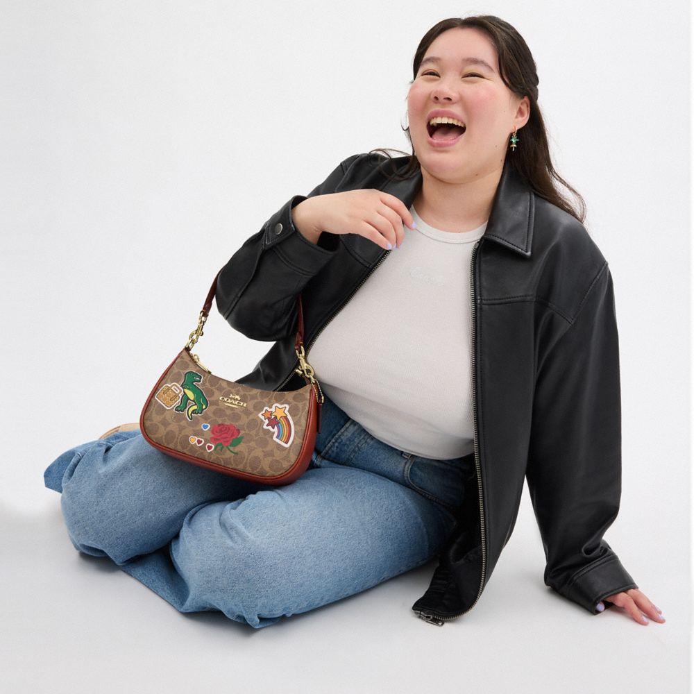 COACH® Outlet | Teri Shoulder Bag In Signature Canvas With Sticker Print