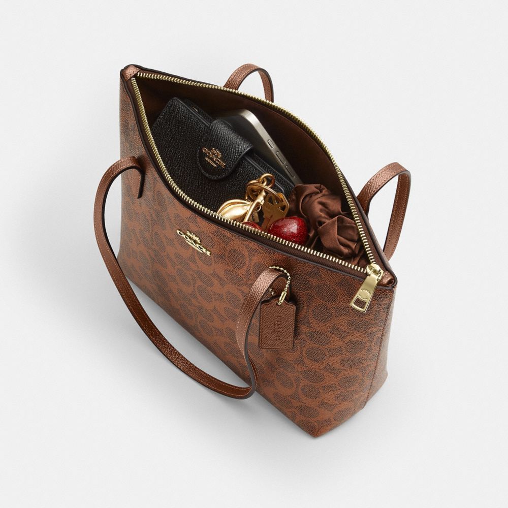 COACH® GB | Fiona Zip Tote Bag In Signature Canvas